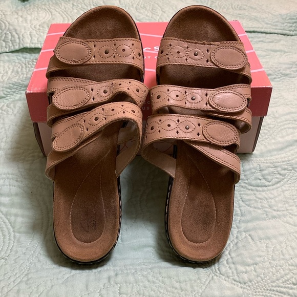 Clarks | Shoes | Clarks Beige Slides Size 8 | Poshmark